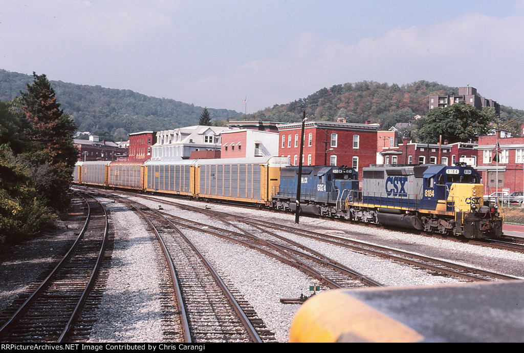CSXT 8184 & HLCX 5024